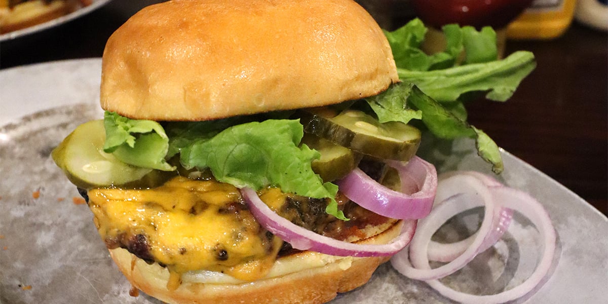 These 7 Hole-in-the-Wall Restaurants Are the Best in Gatlinburg